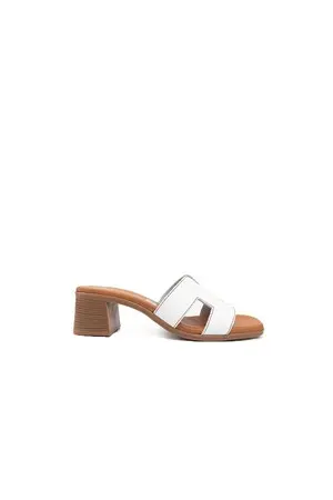 MENINA STEP Sorrento Medium Heel Sandal