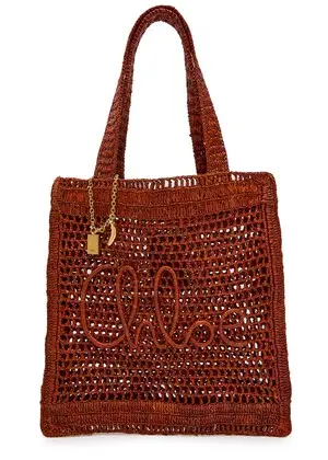 Chloé Raffia Tote Bag With Logo Appliqué And Charm - Brown