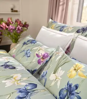 SCHLOSSBERG Cotton Charlotte Super King Duvet Cover - Green