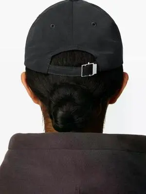Ami De Coeur Stud Cap - Black