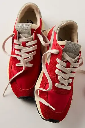 AUTRY Reelwind Low-top Sneakers - Bright Red