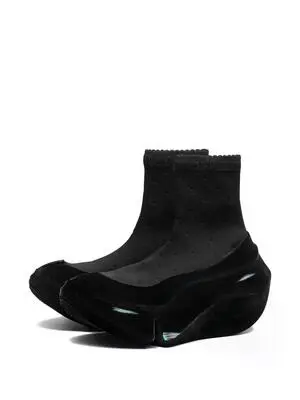 GROUNDS Orca Dotted Lace Flocky Scratch Sneakers