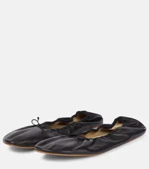 THE ROW Round Toe Leather Ballet Flats - Black