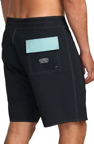 BILLABONG Four-way-stretch Board Shorts