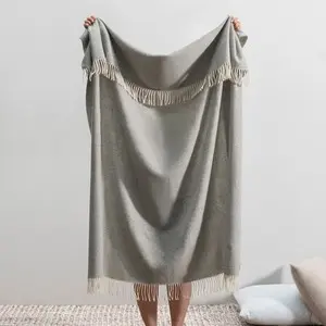 LANDS DOWNUNDER Herringbone Cashmere Throw - Silver