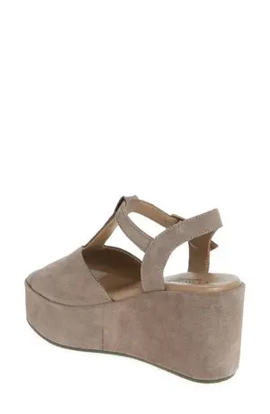 Cordani Jaycee Platform Sandal - Porcinio Suede