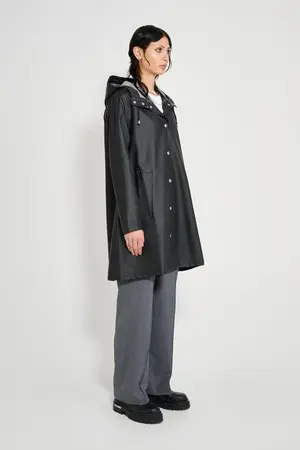 Stutterheim Mosebacke Lightweight Raincoat - Black