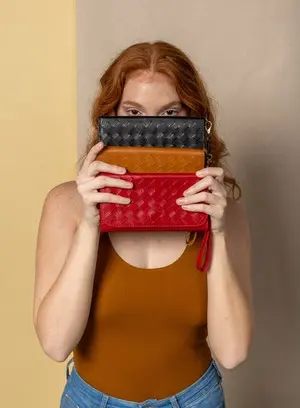 DEUX MAINS Woven Wristlet Wallet