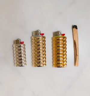 Fry Powers Gio Lighter Holder - Gold
