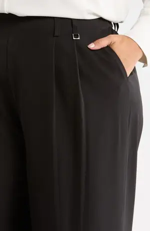 Lyssé Darcy Pleated Wide Leg Pants