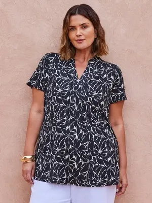 LIVE UNLIMITED Printed Nehru Collar Top