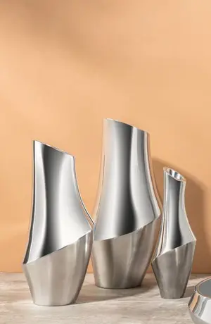 NAMBE Symphony Vase - Silver
