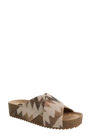 Chinese Laundry Mullberry Platform Sandal - Natural