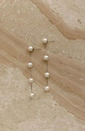UNTAMED PETALS Luna Pearl Drop Earrings - Silver