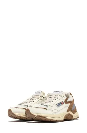 AUTRY Hyperway Sneaker - Cigar