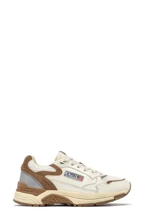 AUTRY Hyperway Sneaker - Cigar