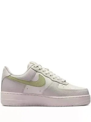 Nike Air Force 1 07 Sneakers