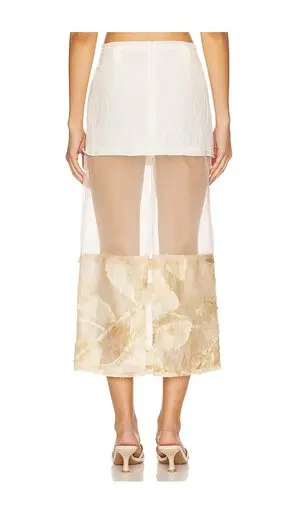 MILKWHITE Triple Skirt