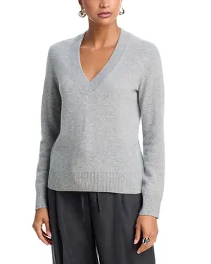 Aqua 100% Cashmere V-neck Sweater - Light Gray