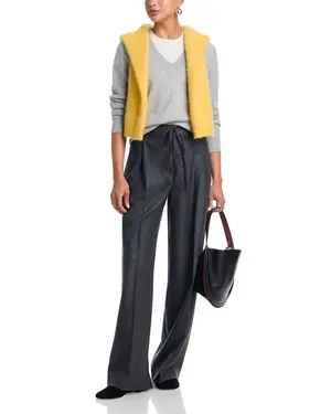 Aqua 100% Cashmere V-neck Sweater - Light Gray