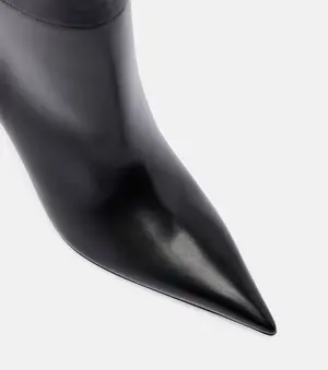 TOM FORD Julianne 85 Knee-high Boots