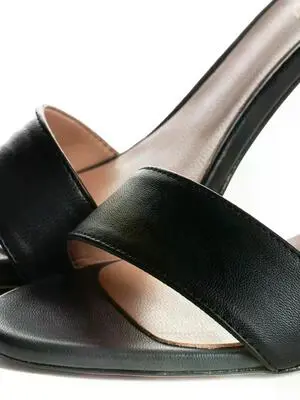 POCHE PARIS Ankle-strap Sandals