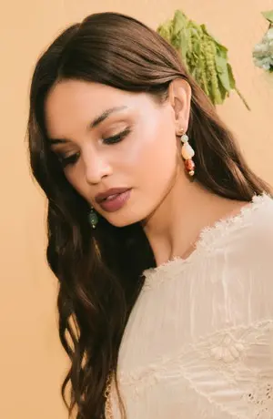 PETIT MOMENTS Asymmetric Drop Earrings