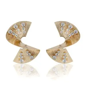 Bcbgmaxazria Sculpted Fan Crystal Earrings - Gold