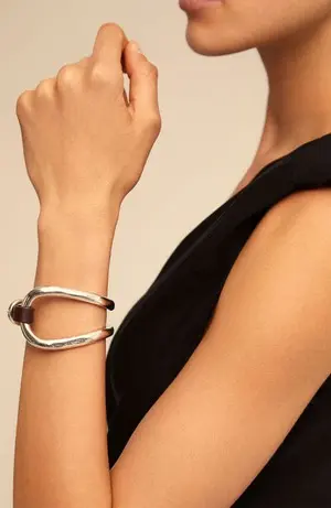 UNODE50 Leather Loop Bracelet