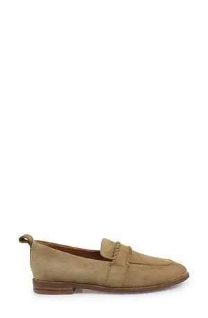 NATIONAL COMFORT Almond-toe Loafer