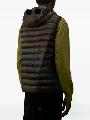 C.P. COMPANY D.d. Shell Goggle Down Gilet