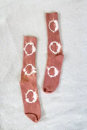 LAYLI DYES HARD Hand-dyed Cotton Crew Socks - Cocoa Blush
