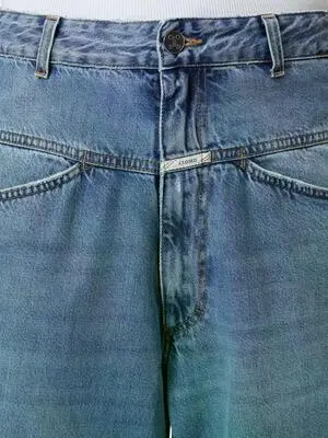 Closed Deni-x Jeans