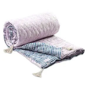 VVYOM Handcrafted Cotton Quilt, Queen