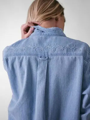 CAPE COVE Stella Denim Blouse