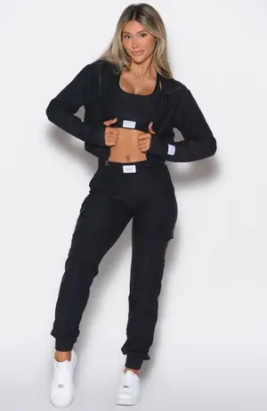 BOMBSHELL SPORTSWEAR Cropped Jacket With Thumb Holes - Raven
