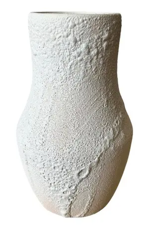 GINA DESANTIS CERAMICS Leda Crater Vase - White