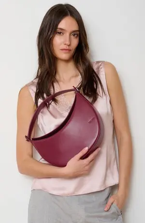 WE-AR4 The Eclipse Shoulder Bag - Dark Berry
