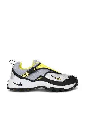 Nike Padded Sneakers For Men