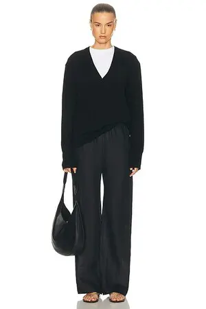 TOTEME Cashmere V-neck Knit Sweater - Black