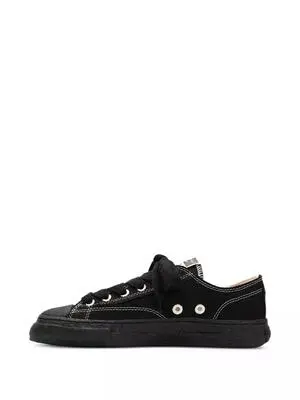 GENERAL SCALE. Roy Canvas Low-top Sneakers - Black