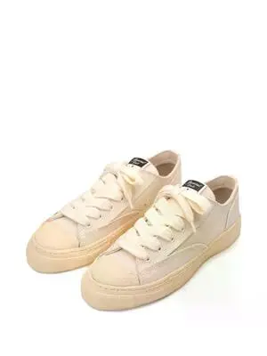 GENERAL SCALE. Roy Canvas Sneakers - Neutrals