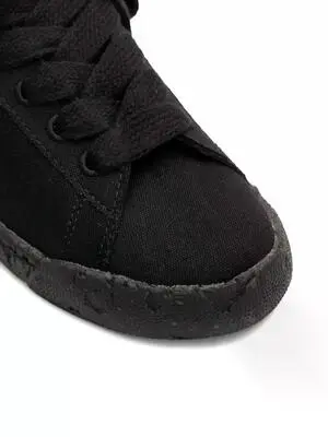 GENERAL SCALE. Canvas Low-top Sneakers - Black