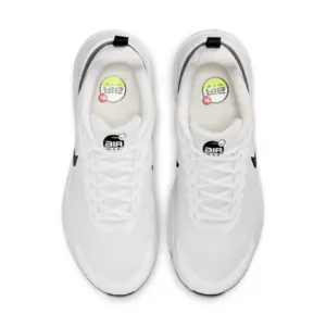 Nike Air Max Nuaxis Sneakers