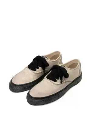 GENERAL SCALE. Kiefer Low-top Sneakers