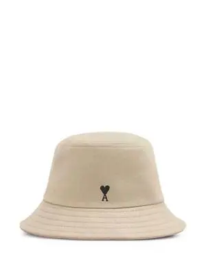 Ami Heart Logo Bucket Hat - Neutrals