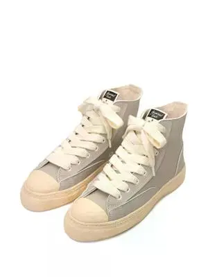 GENERAL SCALE. Roy Sneakers