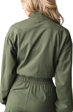 VITALITY Nomad Jacket - Olive