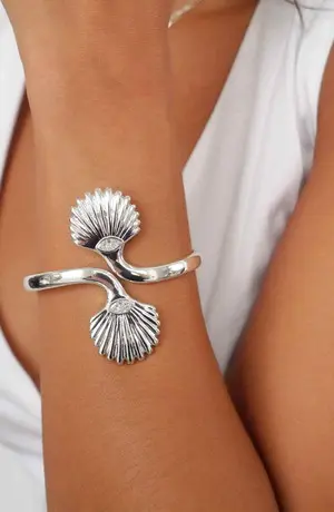 Ettika Santorini Shell Cuff Bracelet - Silver