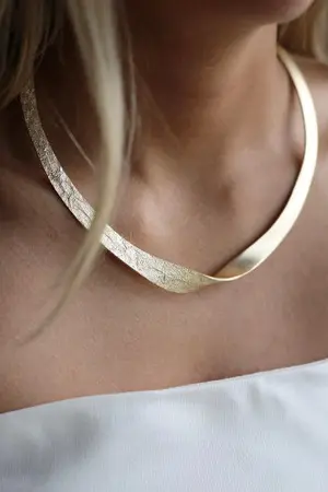 TUTTI Praise Collar Necklace - Gold